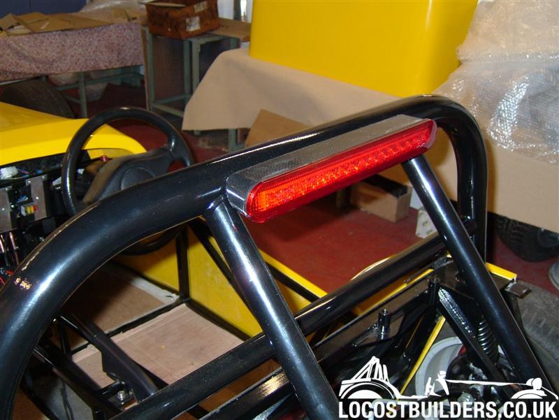 roll bar / high level brake light